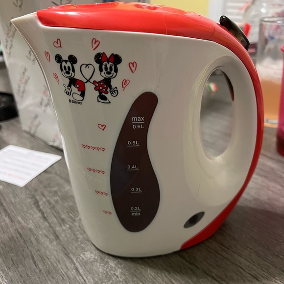 Kitchen | Brand New Tamahashi Disney Mickey And Minnie Electric Kettle ...